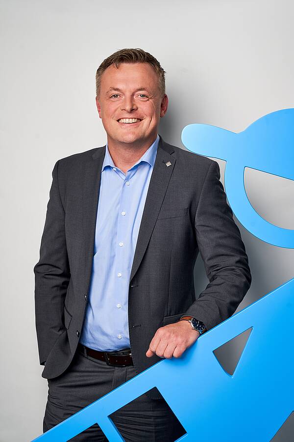 Management - Peter Schneider und Ebra Gebäudedienstleistungen